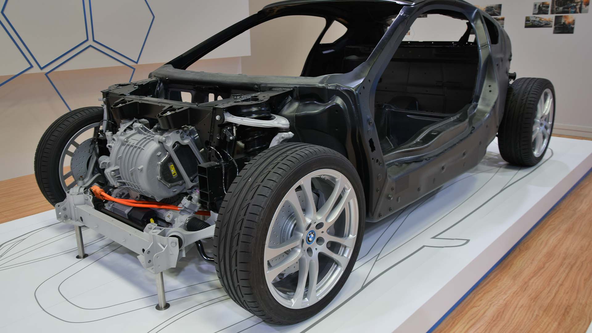 Fibersim, composite part design optimization - Maya HTT